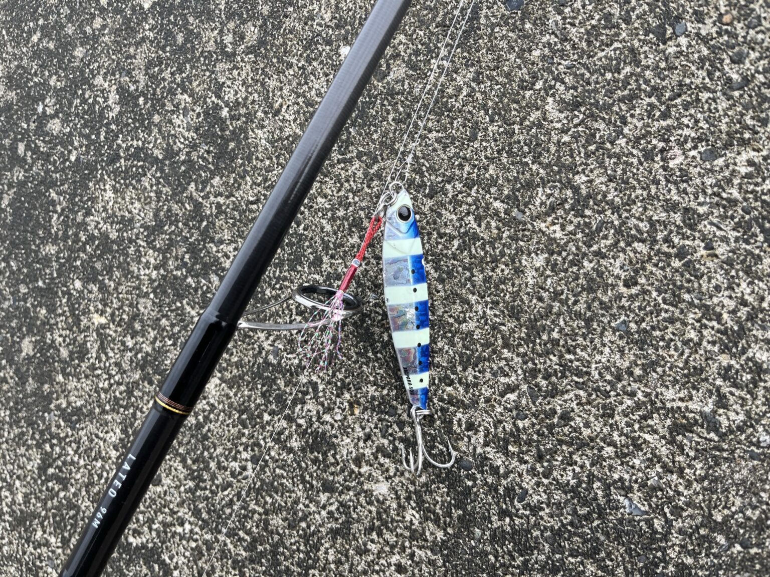 【ダイワ】ラテオ96Mは1本3役（ショアジギング・シーバス・サーフ）の万能ロッド！初心者にも使いやすい！