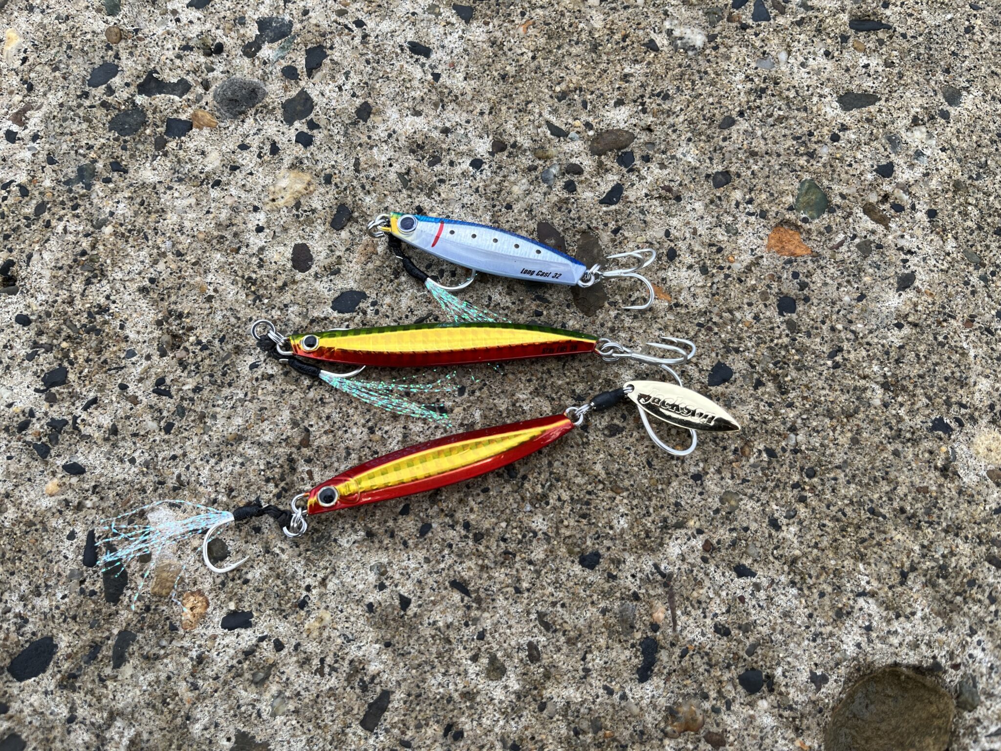 【飛距離は正義】ぶっ飛ぶメタルジグおすすめ8選！遠投できて釣れる最強ジグを厳選！ - LURE LABO（ルアらぼ）