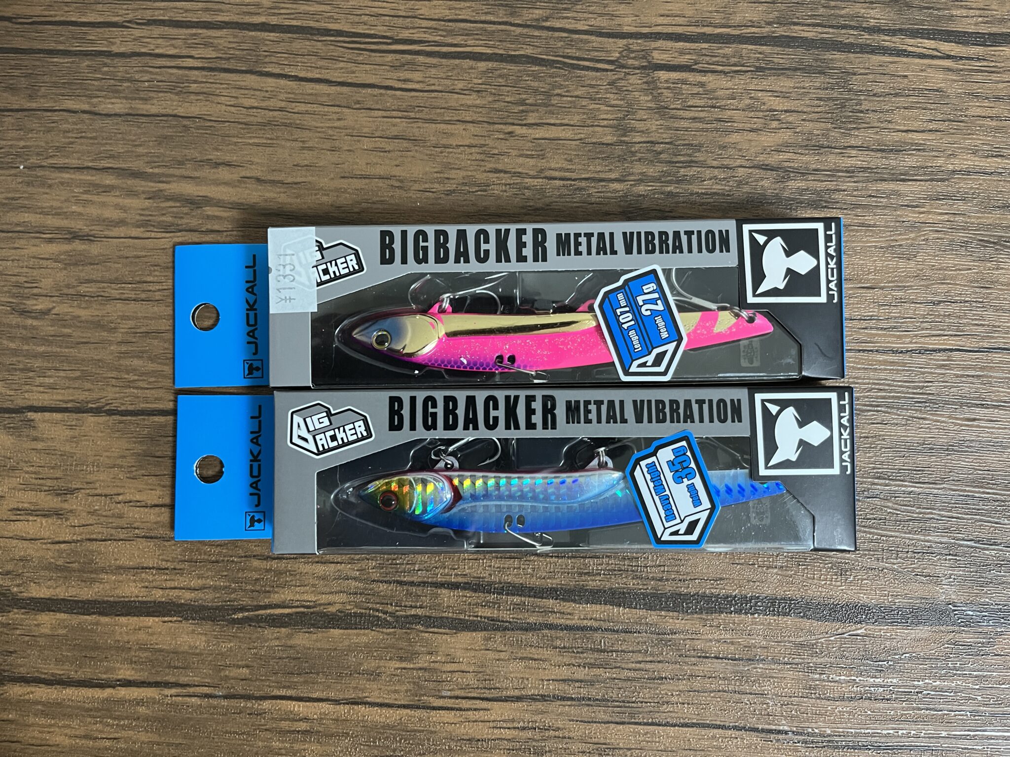 ジャッカル「ビッグバッカー107」のインプレ。巻くだけで青物・シーバスが釣れるメタルバイブ！ - LURE LABO（ルアらぼ）