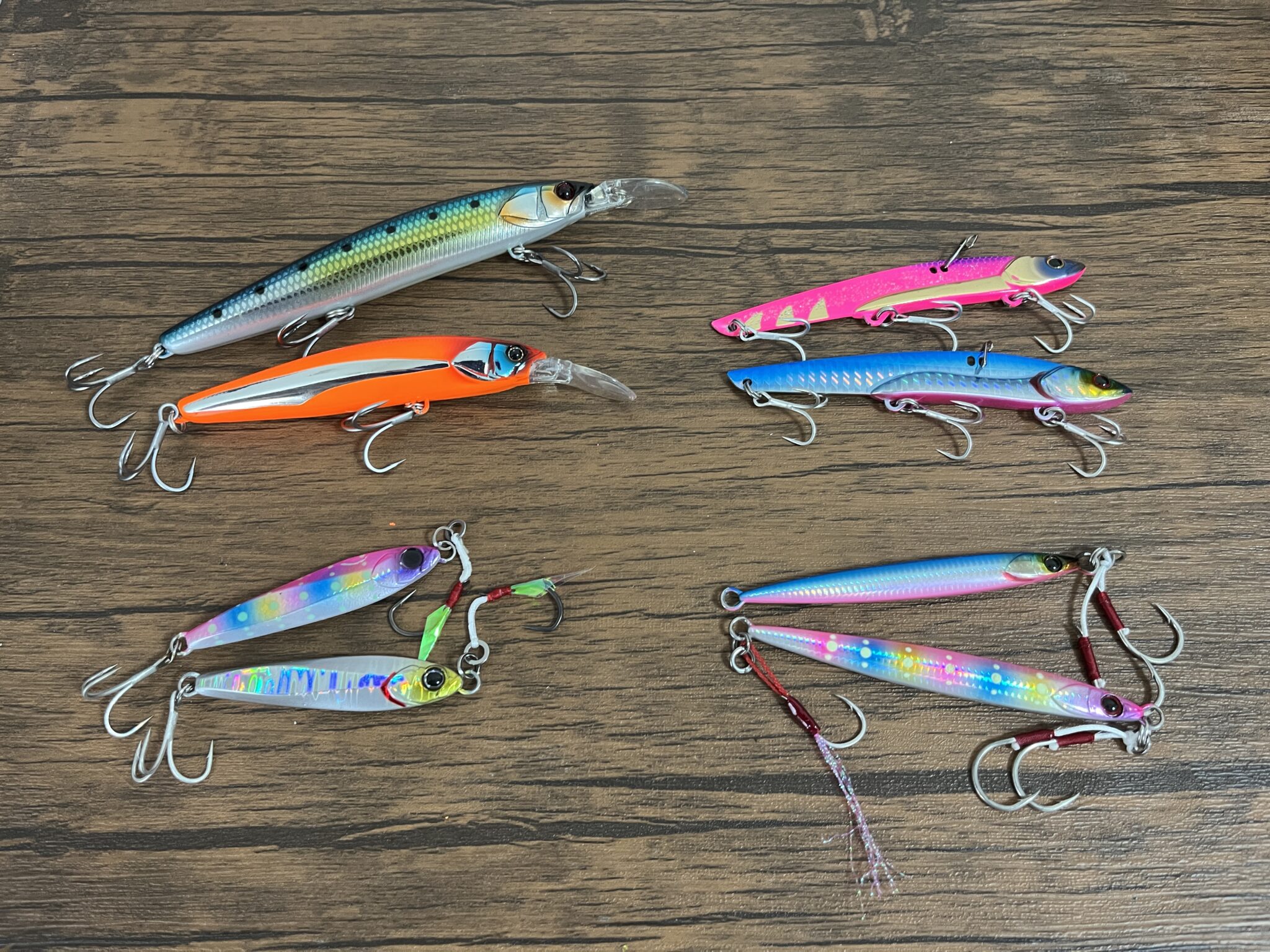 ジャッカル「ビッグバッカー107」のインプレ。巻くだけで青物・シーバスが釣れるメタルバイブ！ - LURE LABO（ルアらぼ）